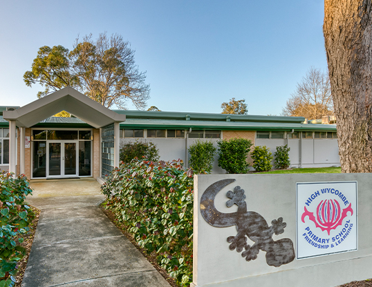 Bushmead Schools | Primary & Secondary Education Nearby